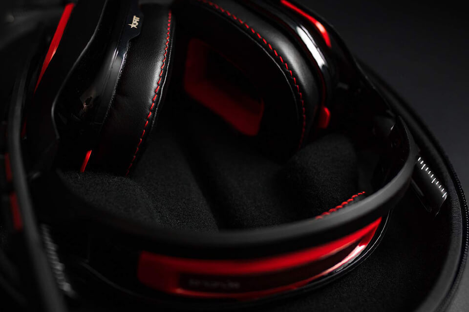 6 Best Gaming Headsets For Small Heads in 2025