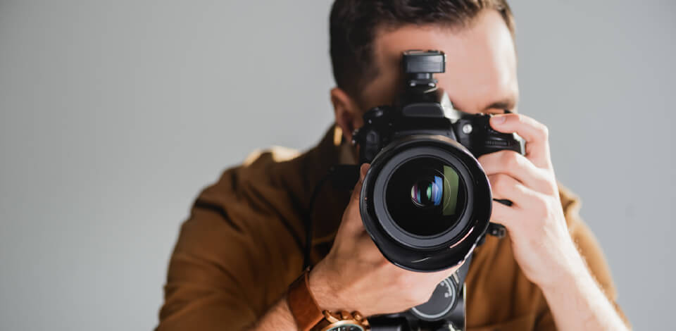 How to Become a Photojournalist: Basic Tips